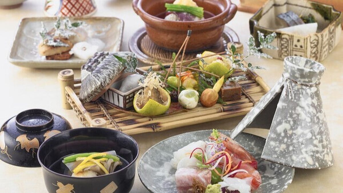 Japanese Cuisine Momoyama/Kobe Seishin Oriental Hotel - Restaurant ...