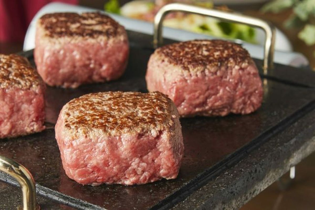 Aged Wagyu Steak Grilled Aging Beef Kanda Awajicho - Restaurant Guide ...